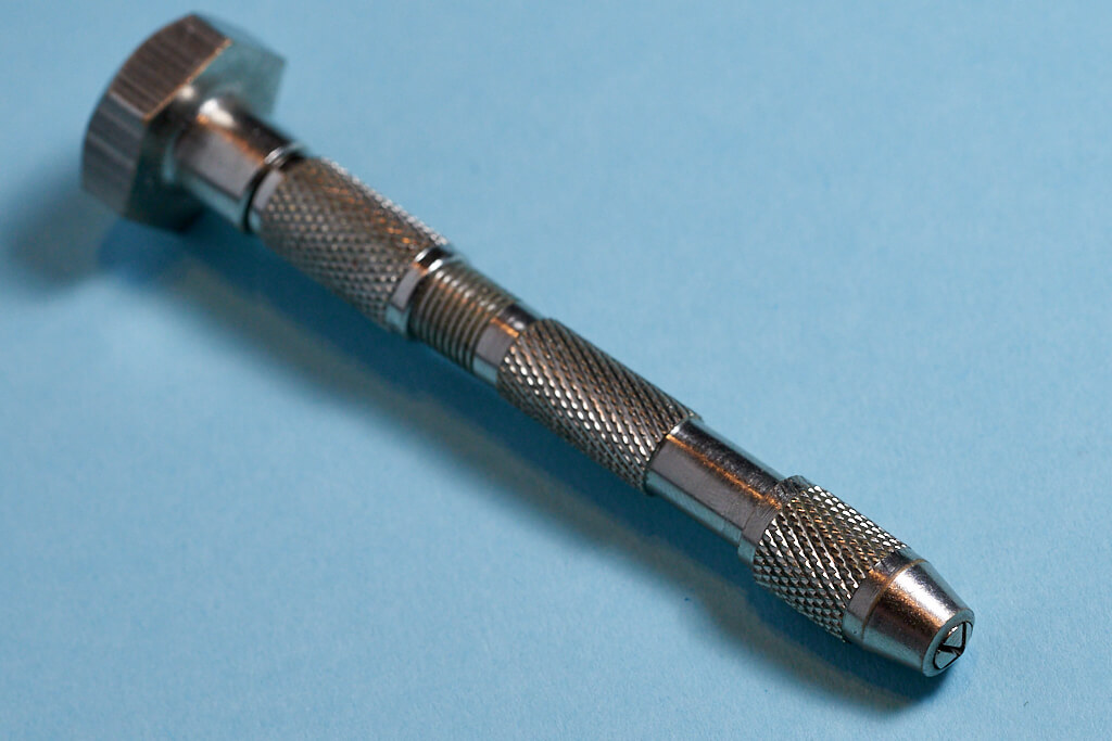 Essential Tools For Building Model Kits - Beginner’s Guide | ScaleModelHub